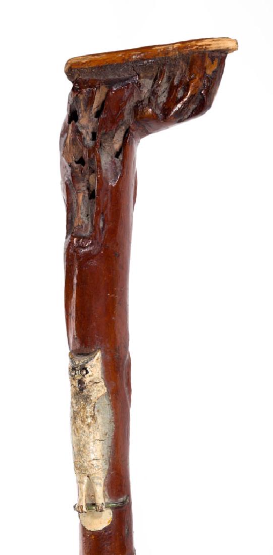 AMERICAN FOLK ART CARVED AND PAINTED CANE / WALKING
