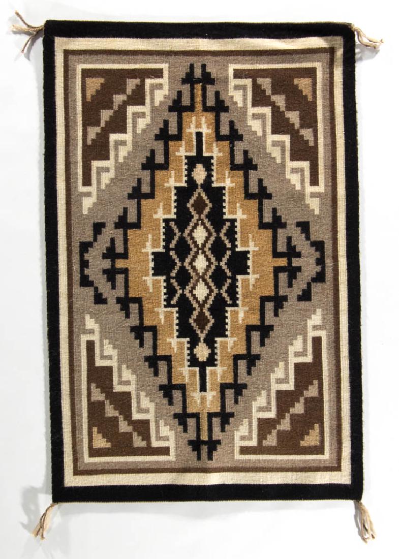 NATIVE AMERICAN NAVAJO HAND-WOVEN SMALL RUG