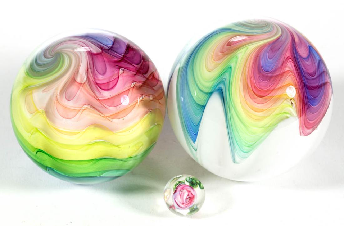 MARK MATTHEWS POLYCHROME SWIRL GLASS PAPERWEIGHT ORBS / - Apr 26, 2019 ...
