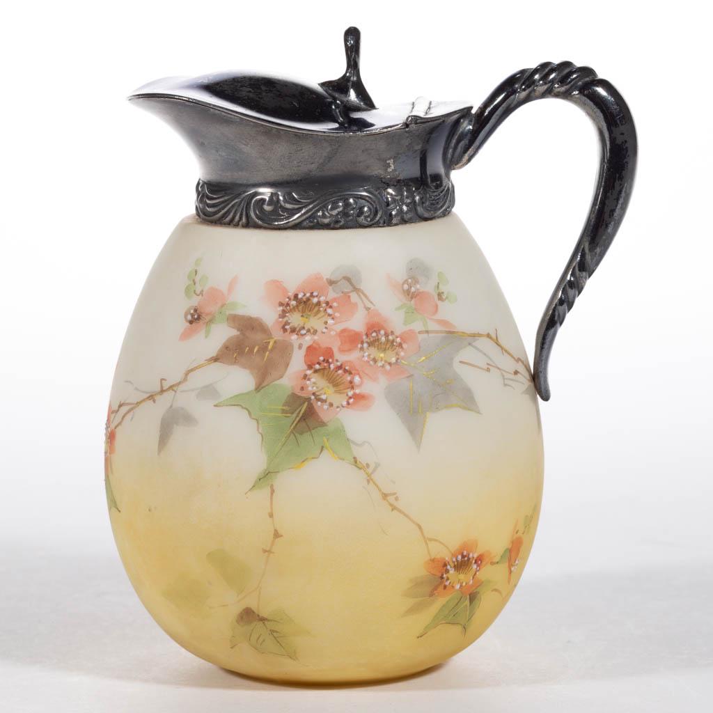 MT. WASHINGTON OPAQUE GLASS SYRUP PITCHER - Oct 18, 2019 | Jeffrey S ...