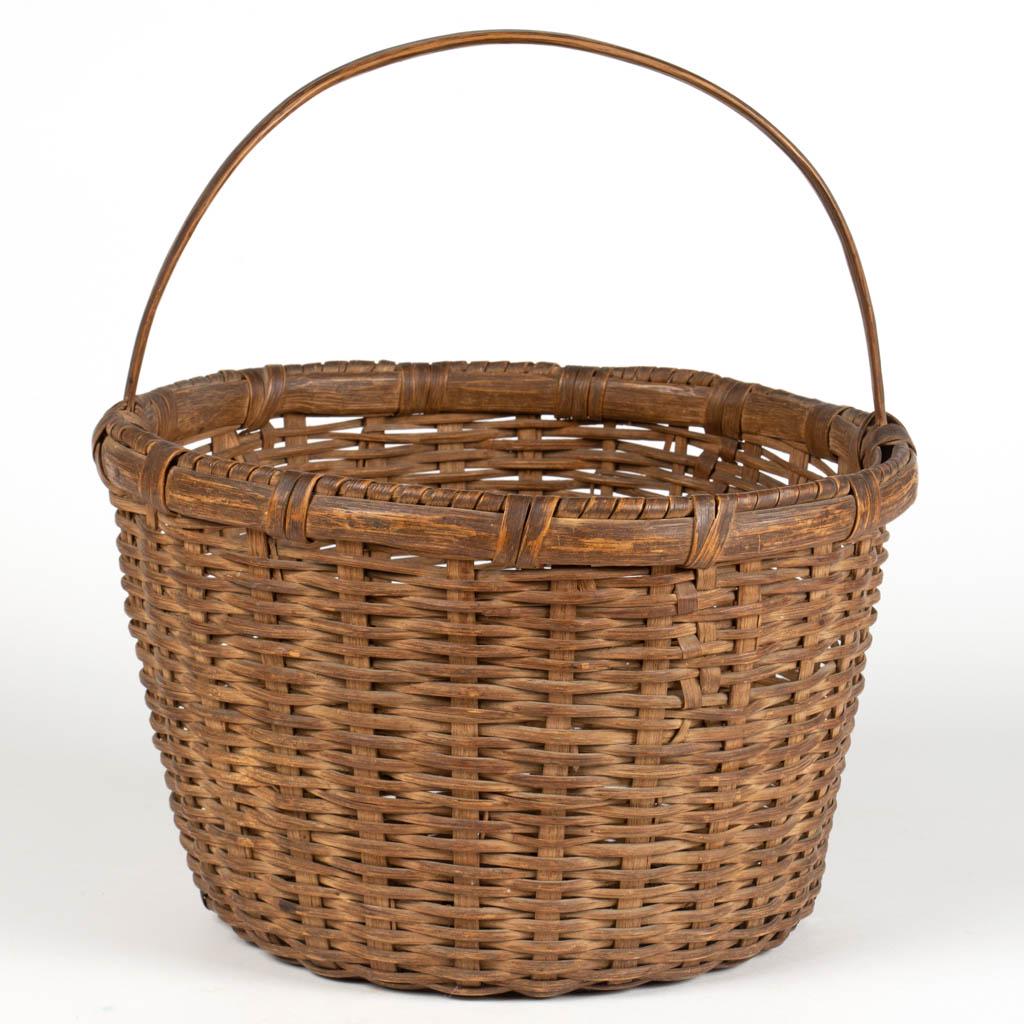 MID-ATLANTIC STAVE-TYPE WOVEN-SPLINT BASKET - Jun 26, 2020 | Jeffrey S ...
