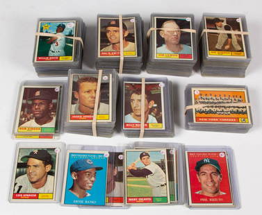 230 1961 Topps Baseball Cards