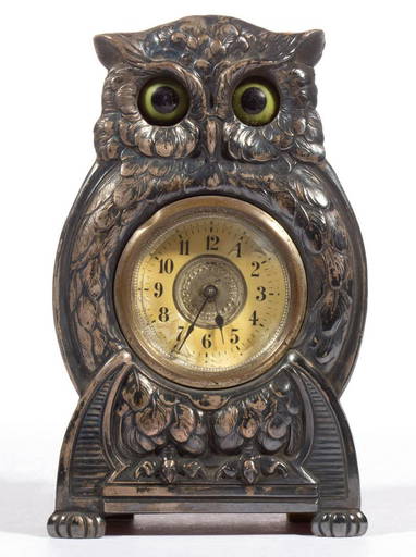 German Blinking Owl Moving Eye Clock