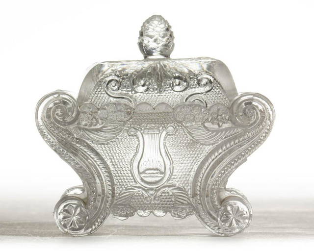 Cd 4 Lyre Pressed Covered Salt