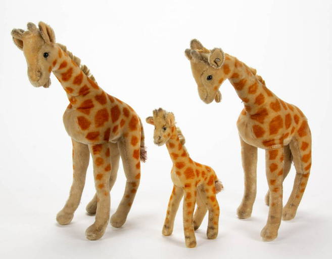 VINTAGE GERMAN STEIFF STUFFED STANDING GIRAFFES, LOT OF - Mar 04, 2022 ...