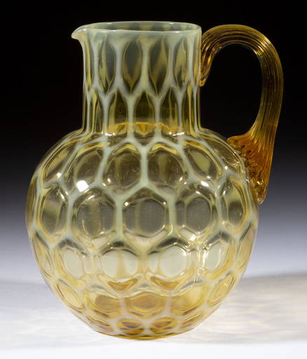 Phoenix Honeycomb Optic Pitcher,