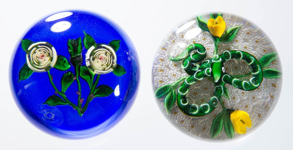 CONTEMPORARY SAINT LOUIS LAMPWORK PAPERWEIGHTS, LOT OF