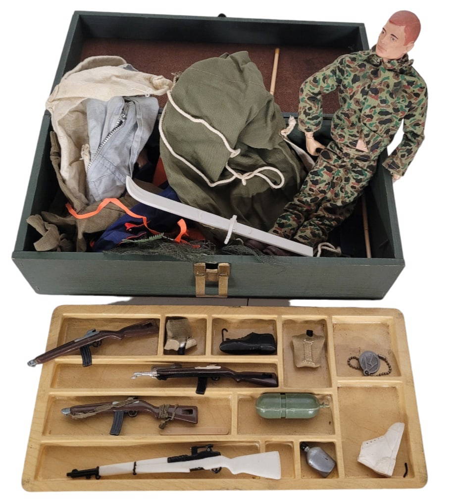 Box Of Vintage Gi Joe's Auction
