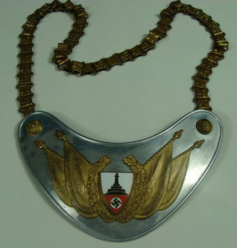 Wwii German Military Veteran Chained Gorget
