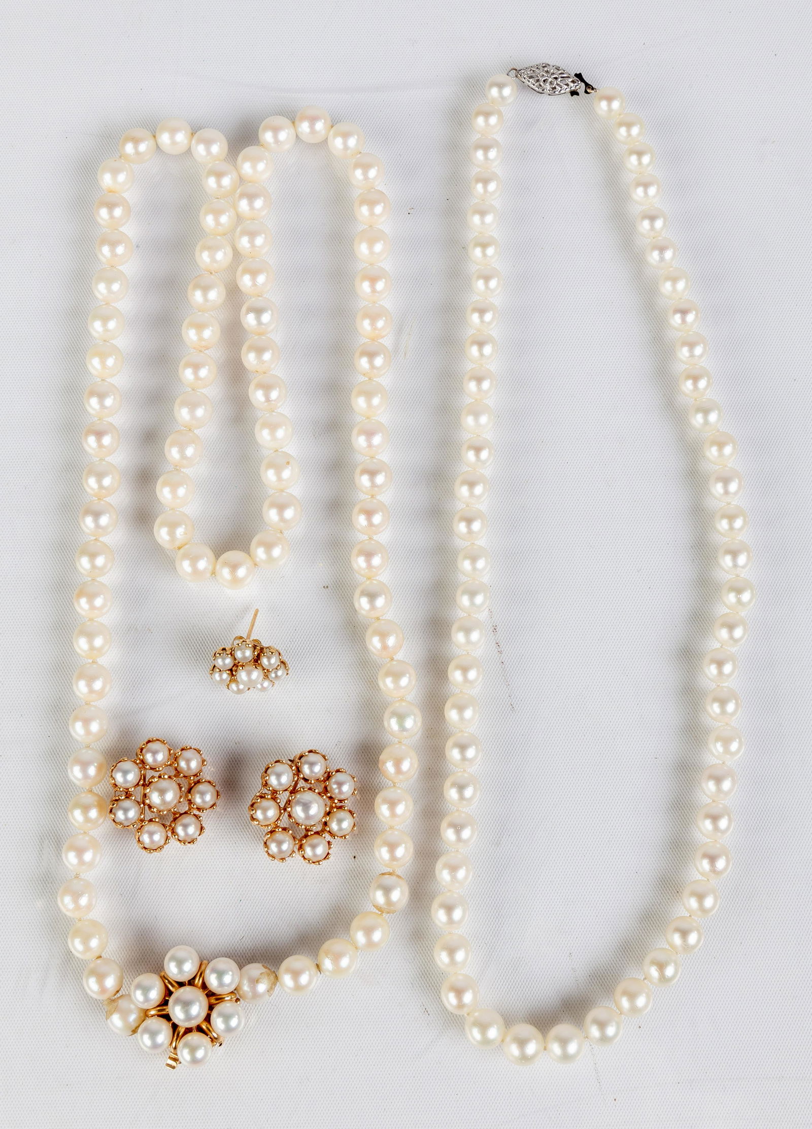 Vintage Pearl Jewelry