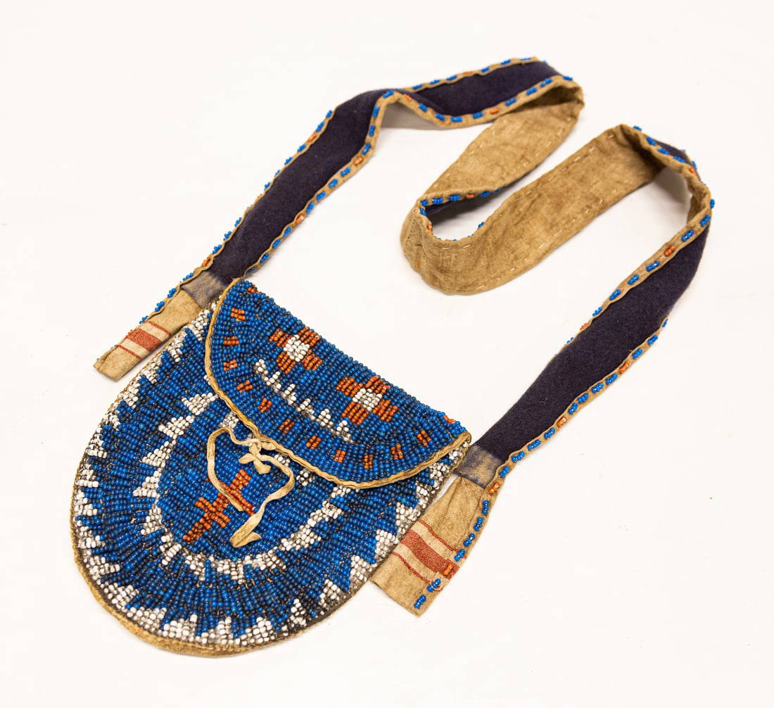 Native American Rendezvous Bag Auction