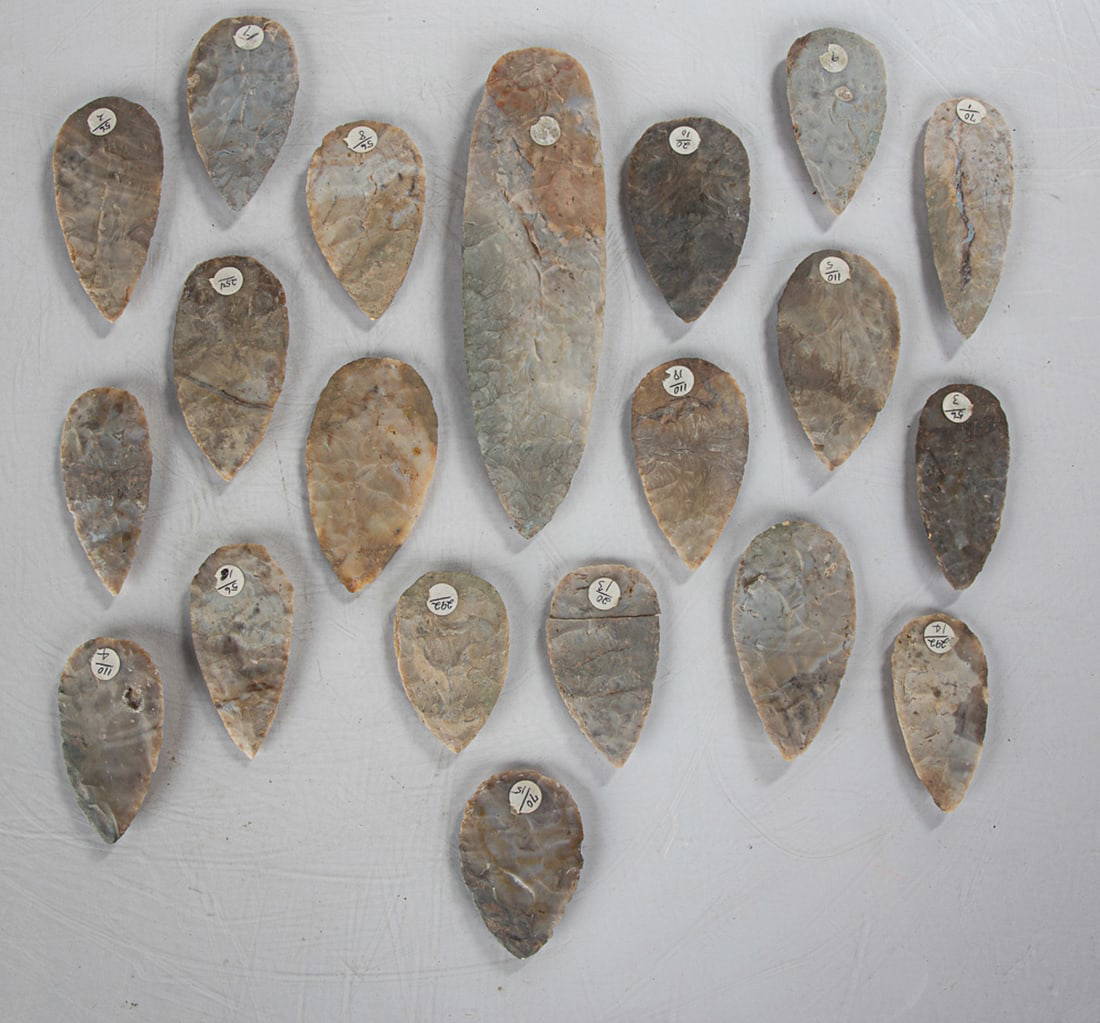 Native American Flint Ridge Adena Cache Blades Auction