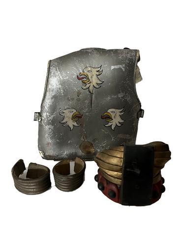 Adventures of Robin Hood (1938) Armour Movie Props (#0206) on Dec 10 ...