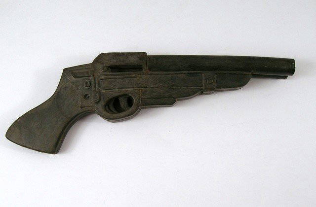 Who Framed Roger Rabbit Rubber Shotgun Movie Props