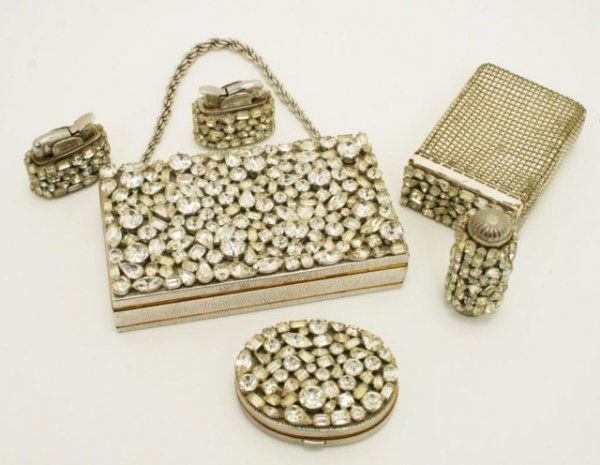 6 PIECE RHINESTONE VANITY/BEAUTY SET - EVANS - May 01, 2010 | Manor ...