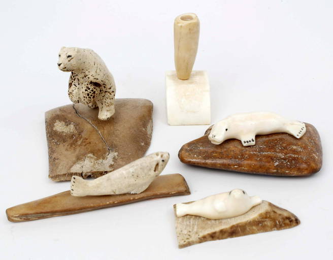 INUIT BONE CARVINGS SEAL POLAR BEAR PEN HOLDER - Oct 16, 2021 | Manor ...