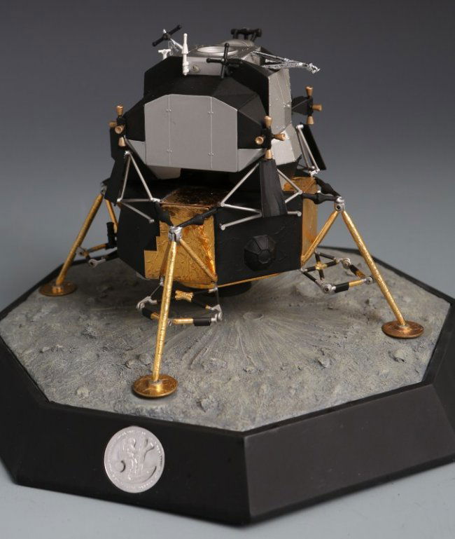 FRANKLIN MINT APOLLO 11 LUNAR MODULE : Lot 47774