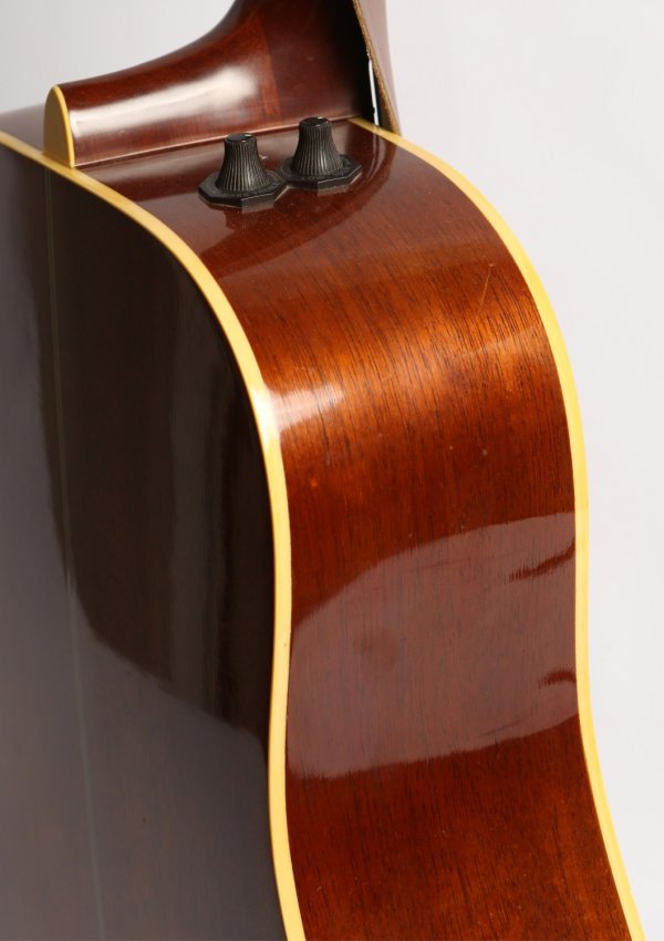 ALVAREZ 5041 1980 ACOUSTIC ELECTRIC GUITAR : Lot 58423