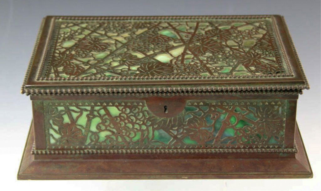 TIFFANY STUDIOS SLAG GLASS GRAPEVINE JEWELRY BOX