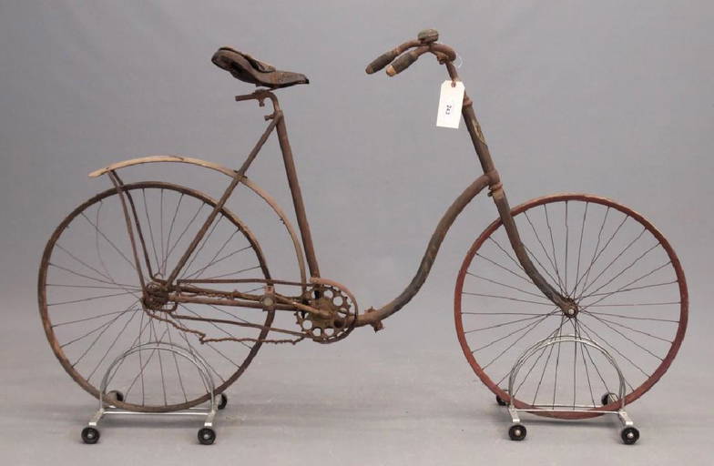C. 1890's Victor Female Pneumatic Safety Bicycle