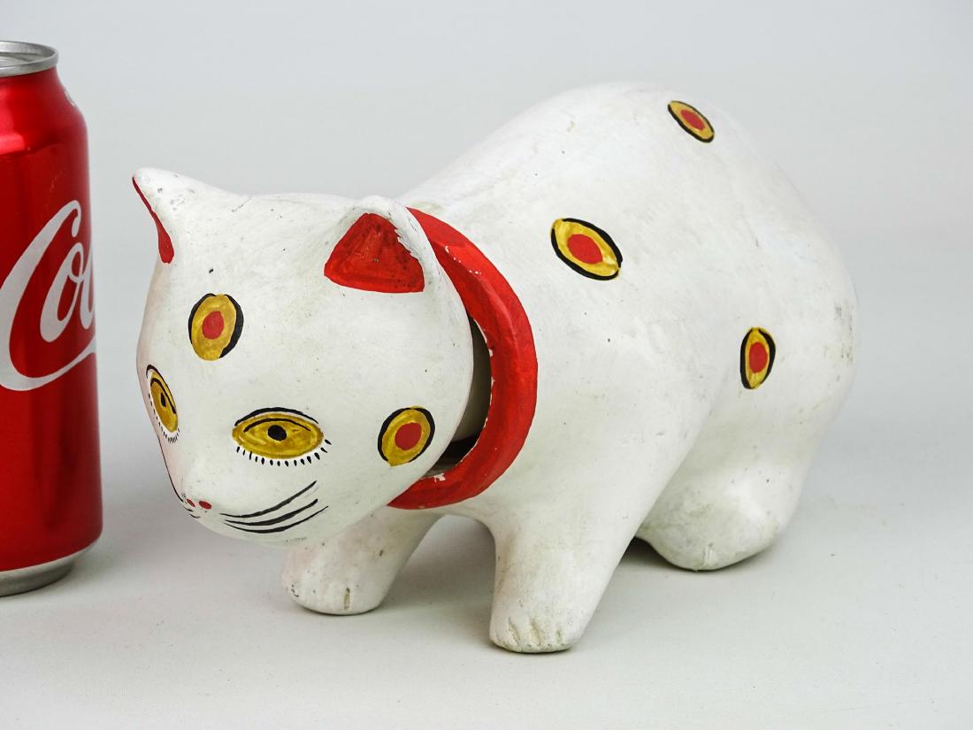 Cat Nodder