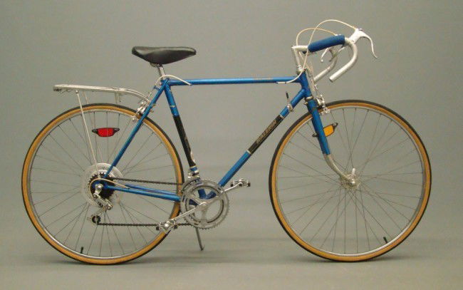 297: c. 1970's Raleigh Record 10 Speed Bicycle : Lot 0297