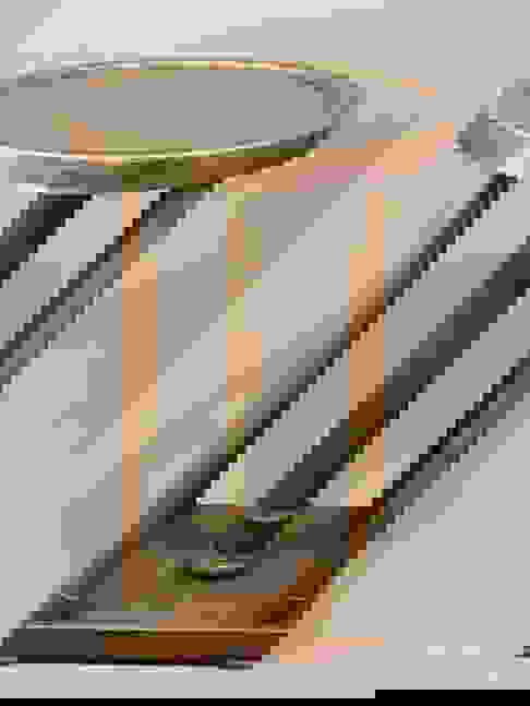 Arts & Crafts Round Table Auction