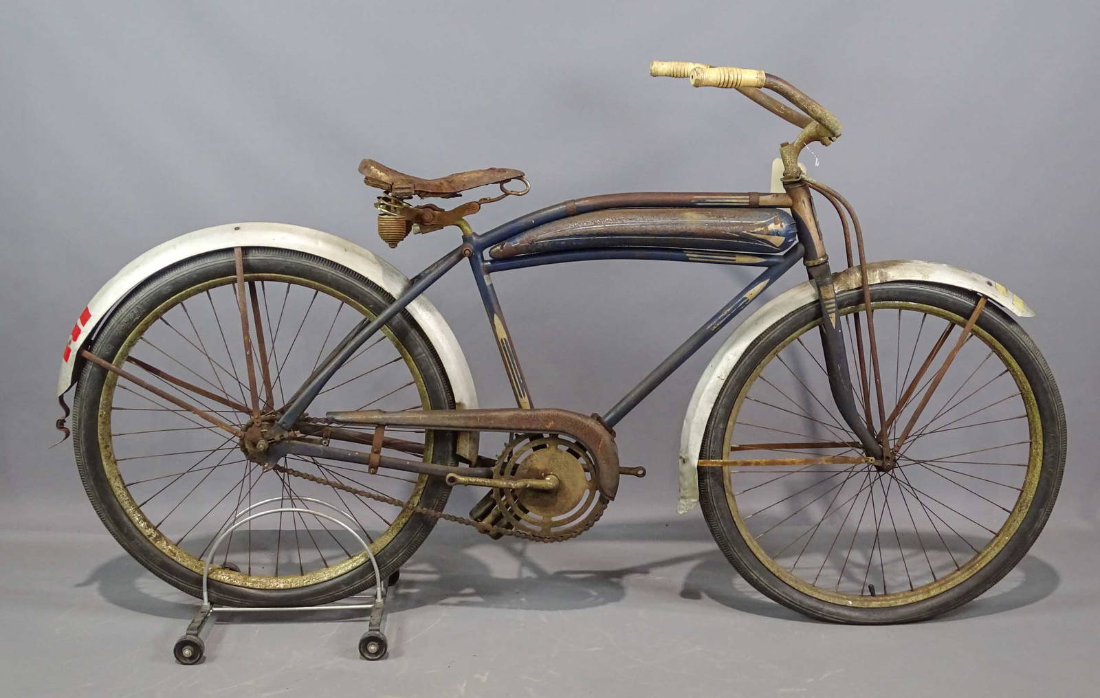 Pre-war Elgin Balloon Tire Bicycle Auction
