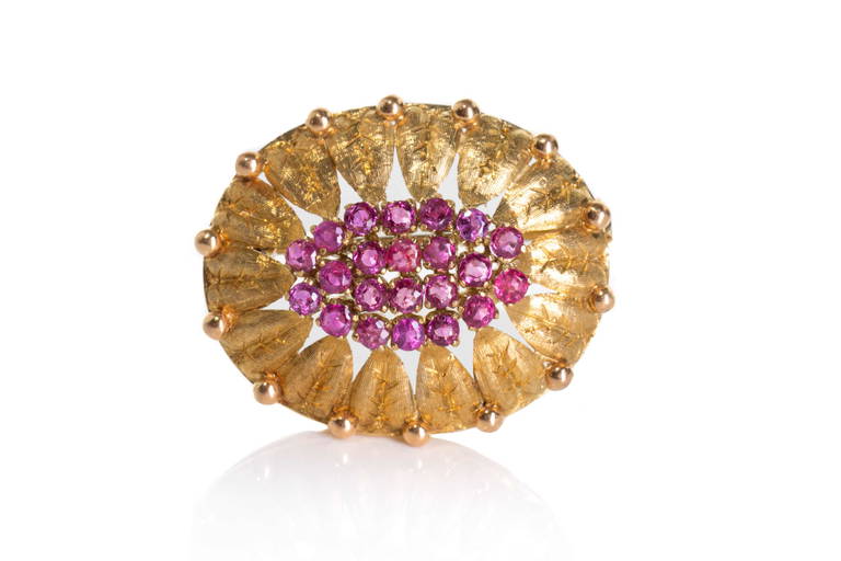 Vintage Gold & Ruby Brooch, 8g