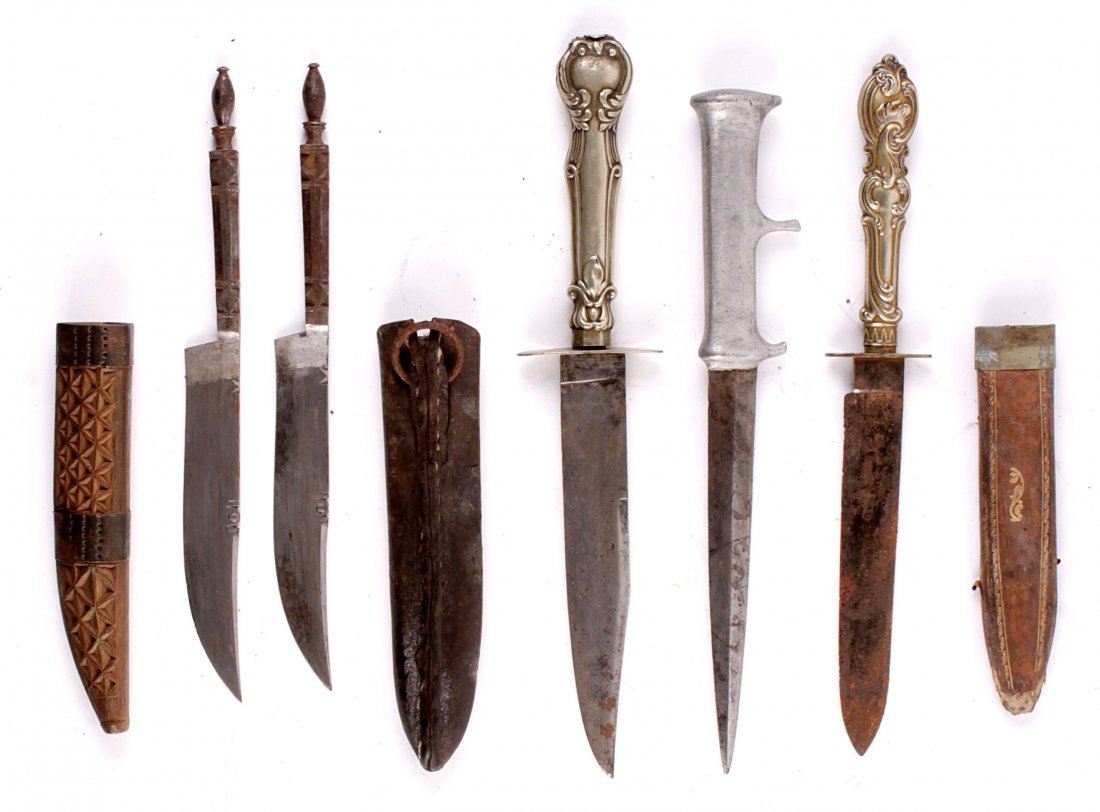 A Bowie Knife by Edward Barnes & Sons with a 16cm clip