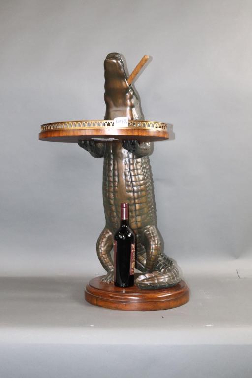 ALLIGATOR HOLDING TRAY - Apr 25, 2020 | Boston Harbor Auctions in MA
