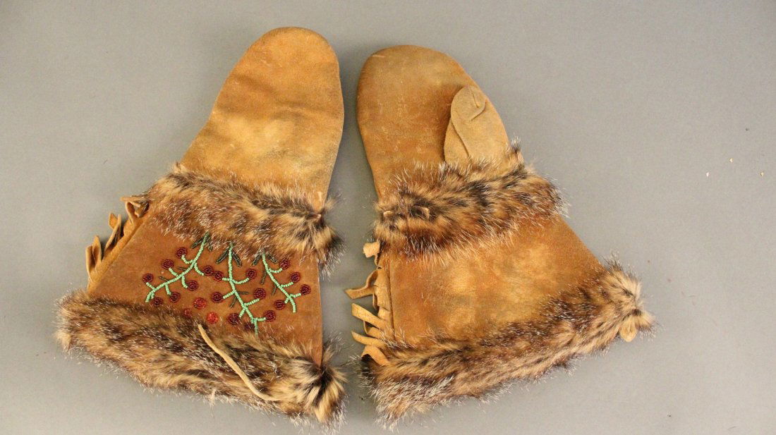 225A: Moose hide Inuit mittens - Nov 10, 2012 | Boston Harbor Auctions ...