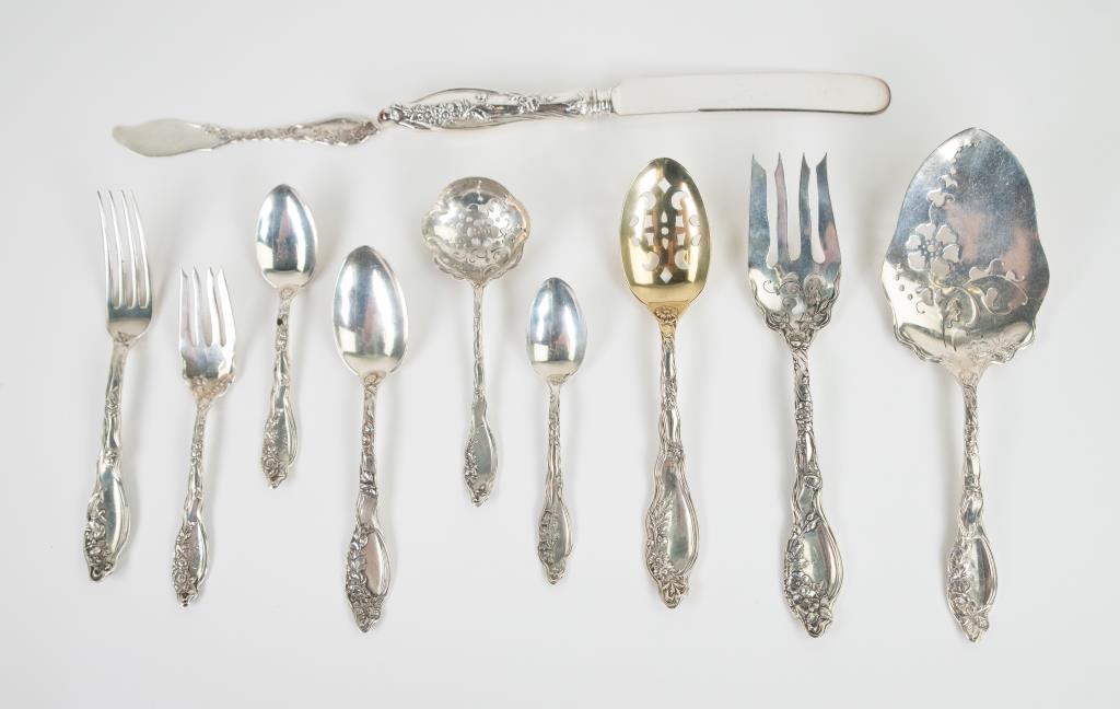 Simpson, Hall, Miller Sterling "mille Fleurs" Auction