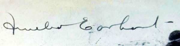 Amelia Earhart Autograph