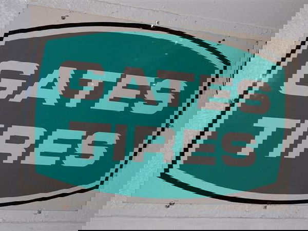 510: Gates Tires & Hercules Tires SST signs, (aluminum)