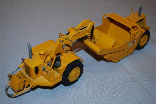 Nzg Caterpillar 627 Twin Engine Scraper, No Cab, Di