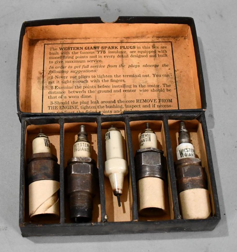 Western Giant Spark Plug Box Set