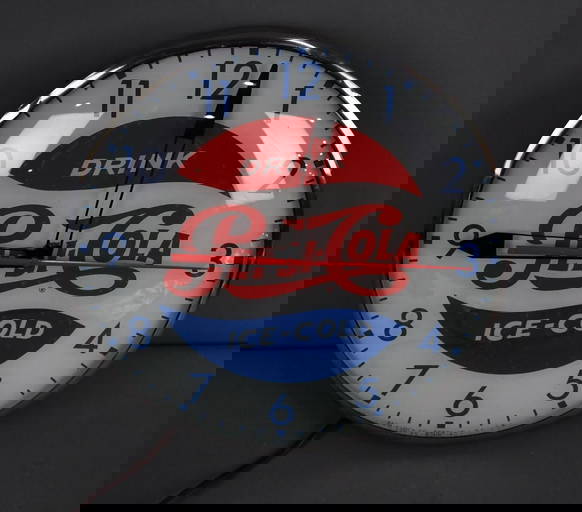 Drink Pepsi Cola Ice Cold Lighted Pam Clock