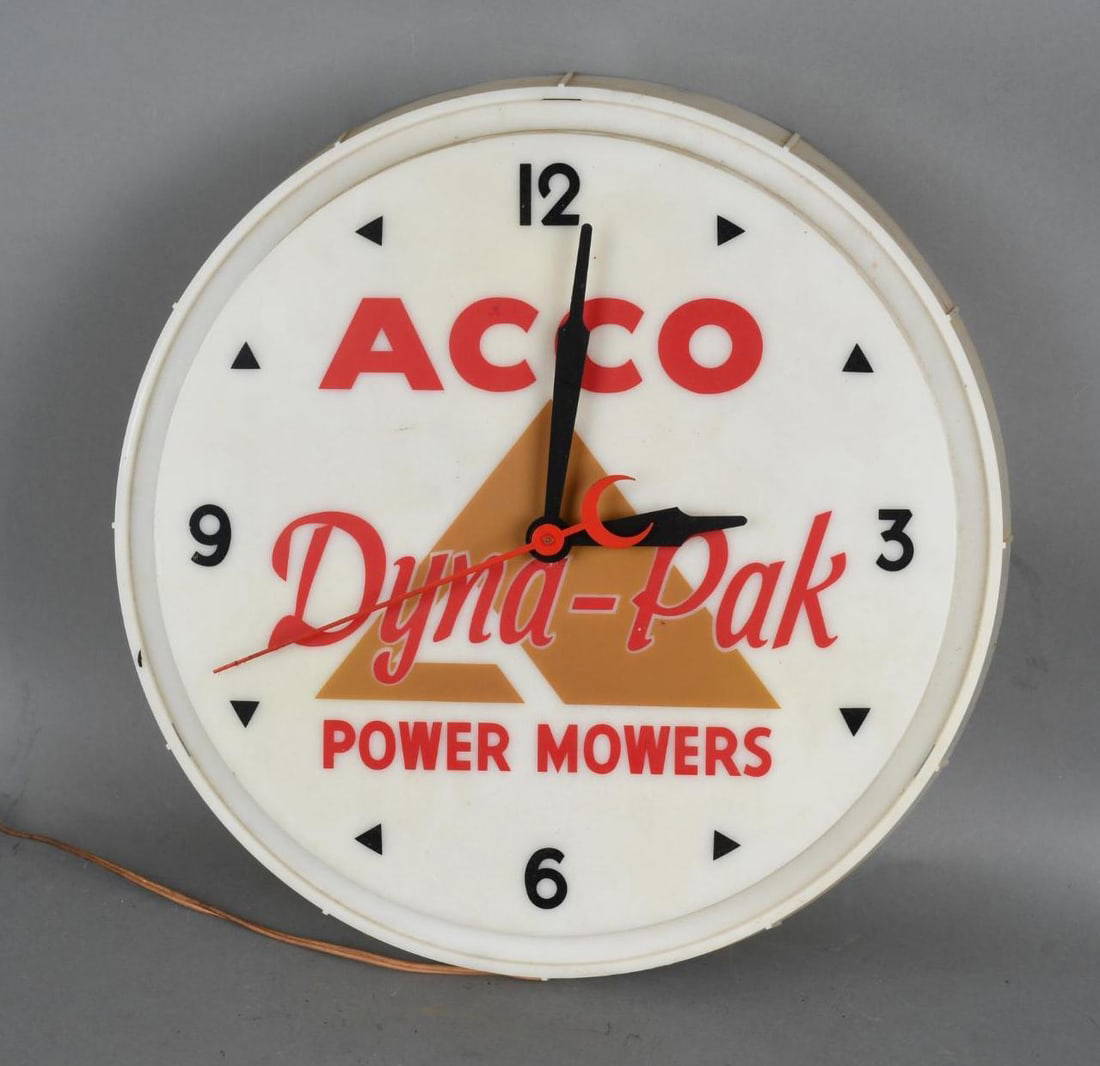 Acco Dyna-pak Power Mowers Plastic Lighted Clock Auction