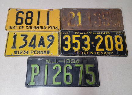 4-1934-wyoming & Arizona Metal License Plates Auction