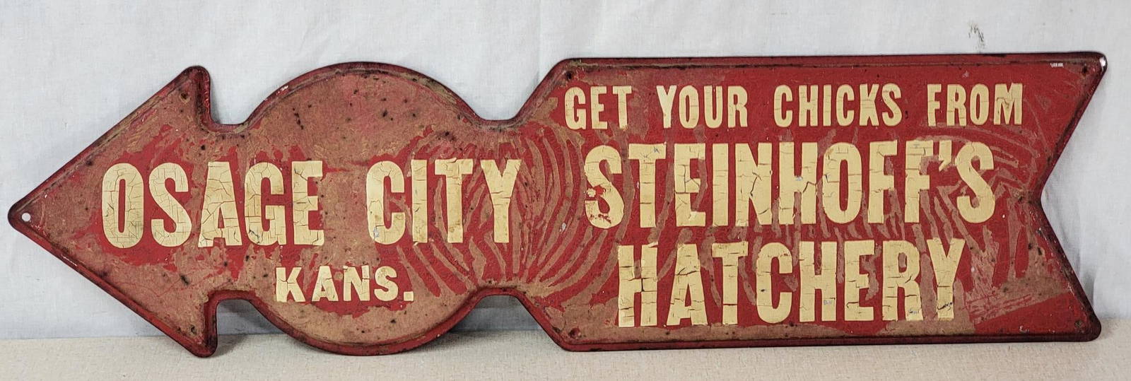Steinhoff's Hatchery Osage City Kans. Metal Arrow Sign (tac) Auction
