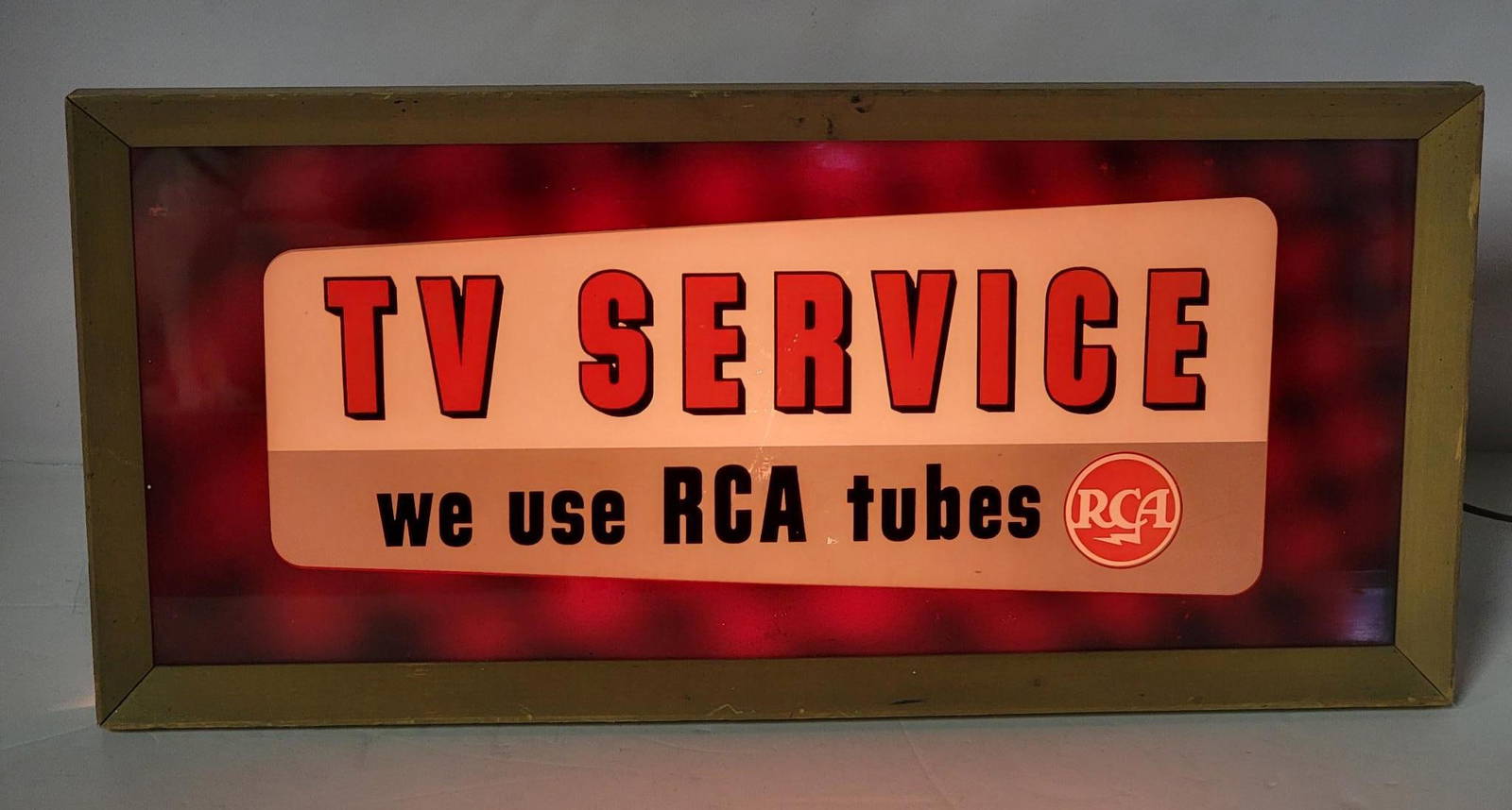 Rca Tv Service Lighted Sign - Jul 27, 2025 | Matthews Auctions, Llc In Wi