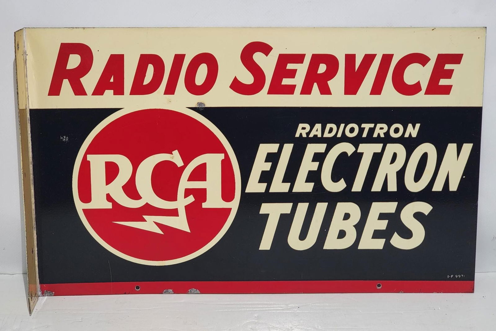 Rca Radio Service "radiotron Electron Tubes" Metal Flange Sign - Jul 27 ...