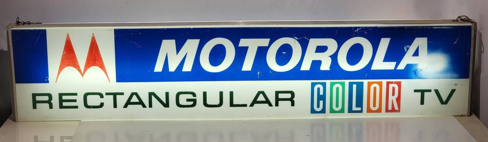 Motorola Rectangular Color Tv Plastic Lighted Sign Auction