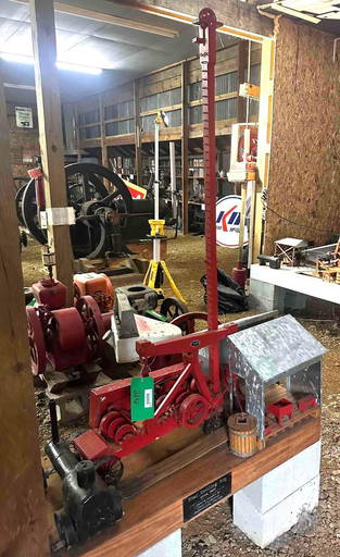 Star Drilling Rig Scale Model Display