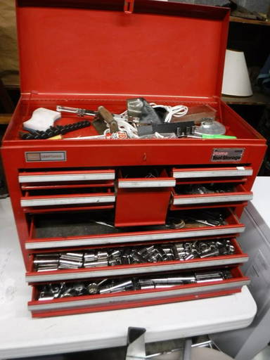 CRAFTSMAN RED TOOL BOX: - Mar 15, 2020 | Phoebus Auction Gallery in VA