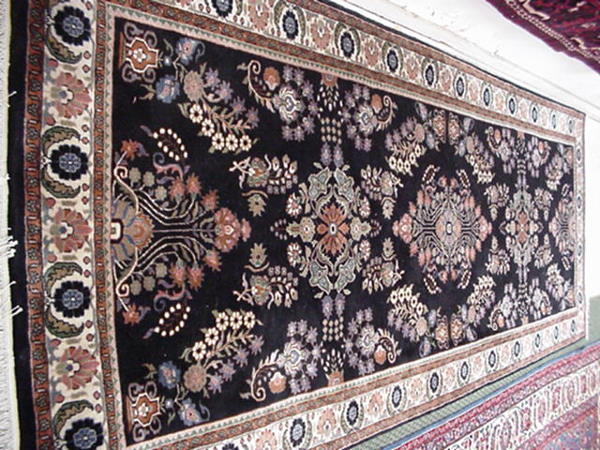 Handloomed Indian Agrippa Saruq Wool Rug