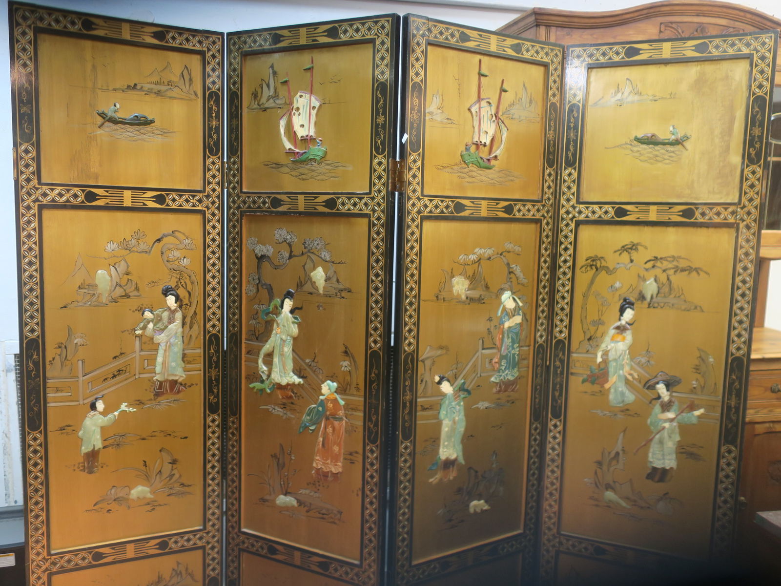 Dual Sided Four Panel Asian Floor Screen: Auction