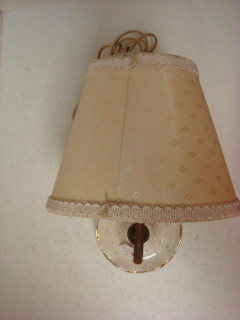 1940's 50's White Ceramic Pin Up Wall Lamp, Shade