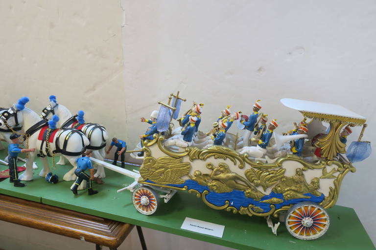 Circus Swan Band Wagon Hand Built Circus Parade: